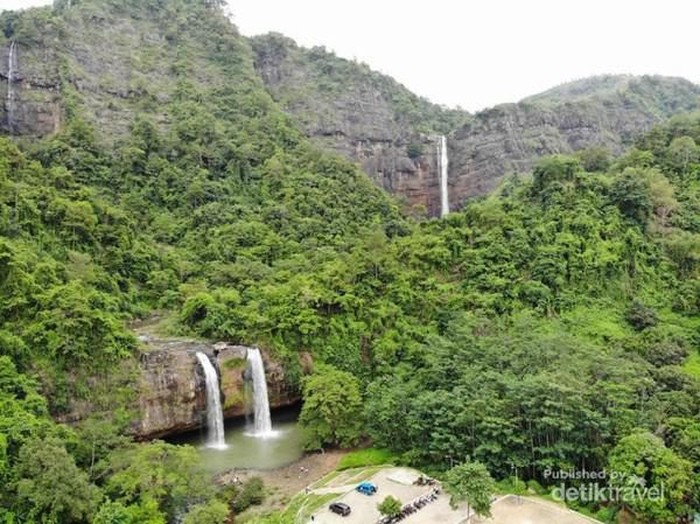 Curug Sodong Sukabumi, Pesona Air Terjun Kembar di Geopark Ciletuh ...