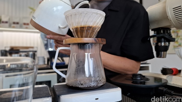 Karakter Unik dari Seduhan Biji Kopi Papua ‘Japanese Style Roast ...